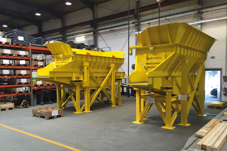 Feed Hoppers for your material | 100% customized | SPALECK since 1869